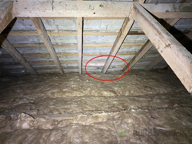 Broken Baton & Deterioration To Bottom Of Rafter (# 775898) | Builderscrack