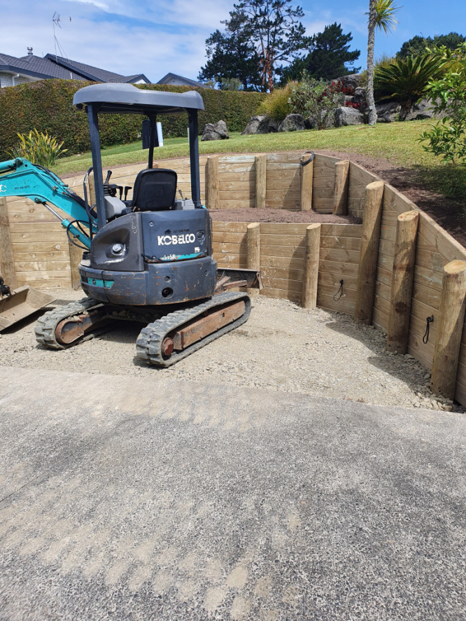 Turn around area retaining wall | Builderscrack