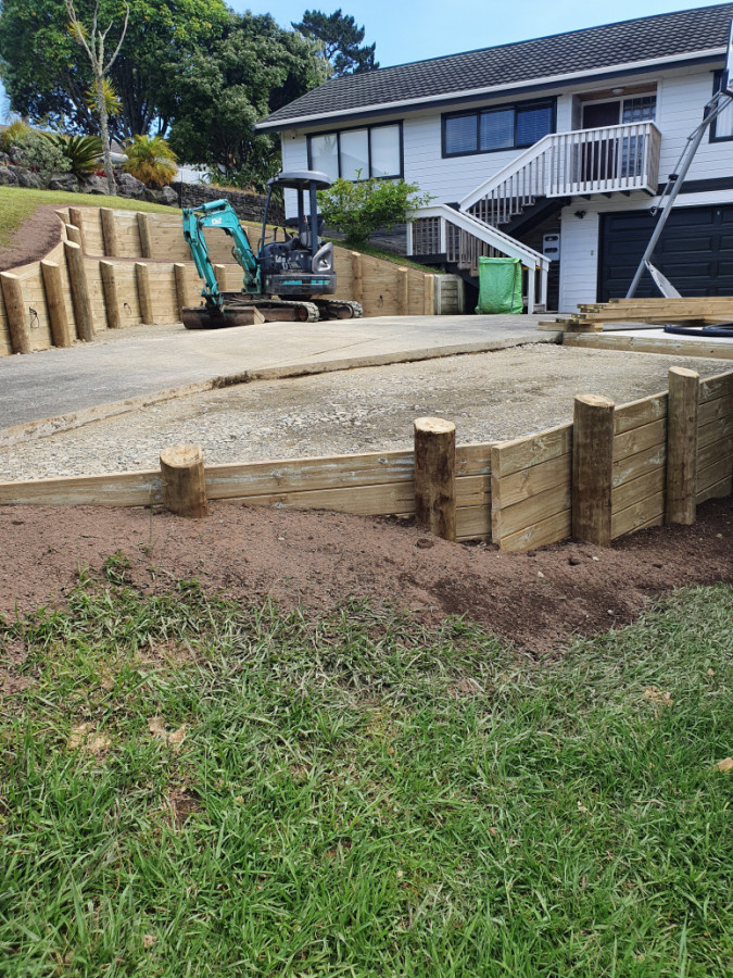 Turn around area retaining wall | Builderscrack