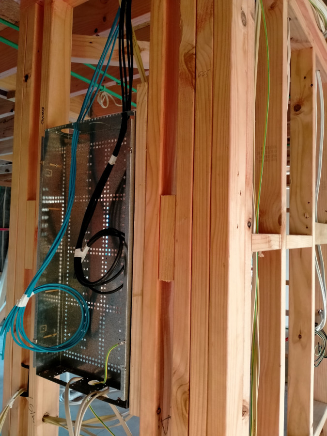 Wiring & underground service work done | Builderscrack