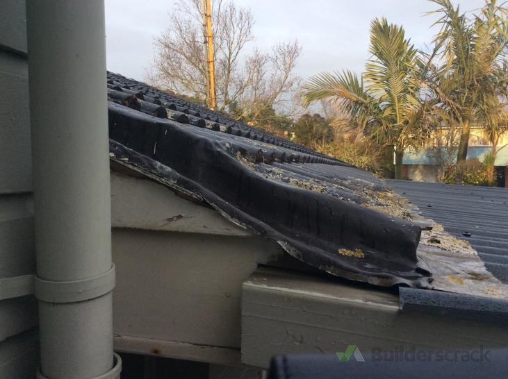 Temporary Roof Gutter (# 144490) | Builderscrack