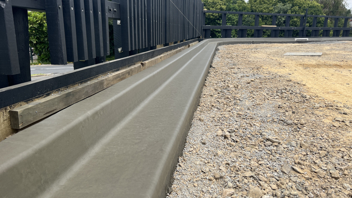 Concrete Curbing | Builderscrack