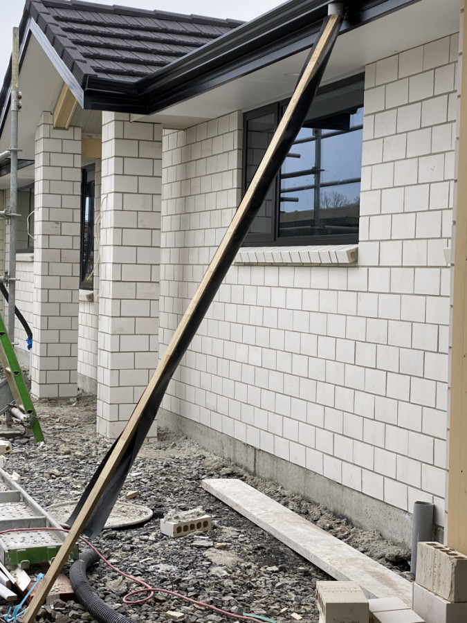 Projected bricks | Builderscrack