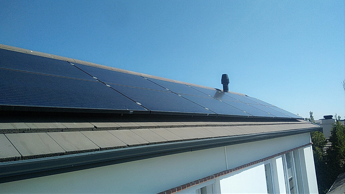 Roof Top Grid Tie System | Builderscrack