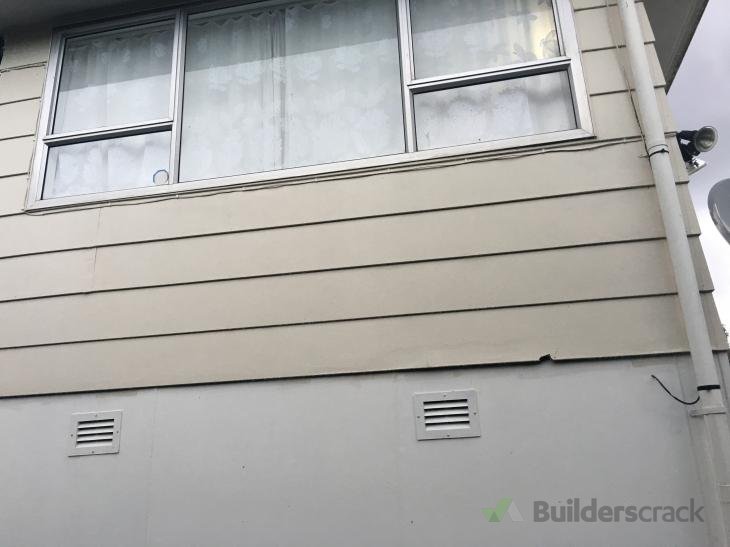 Replace Weatherside cladding (# 158580) | Builderscrack