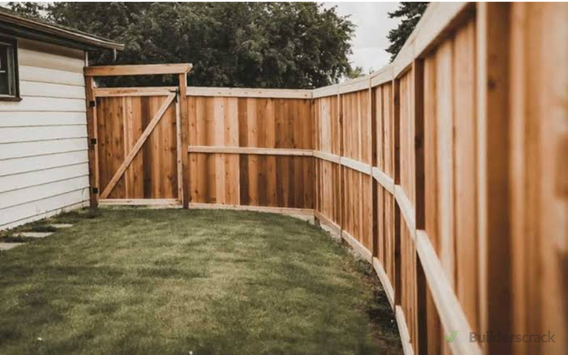 Fence & Gate | Builderscrack