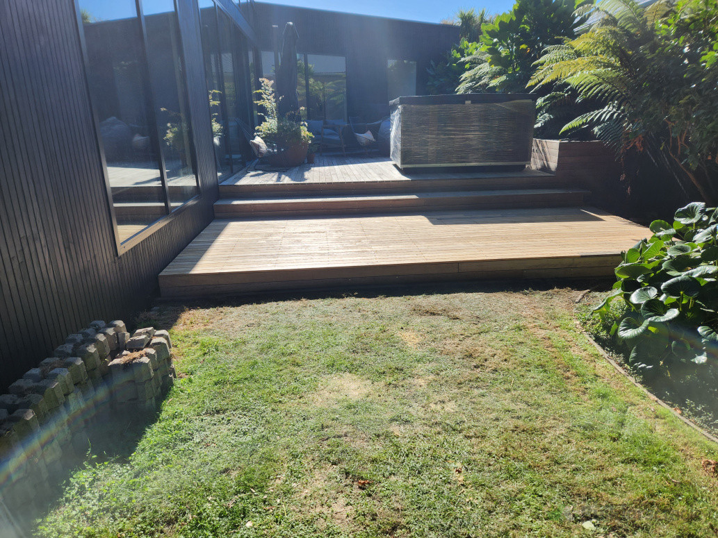 Deck | Builderscrack