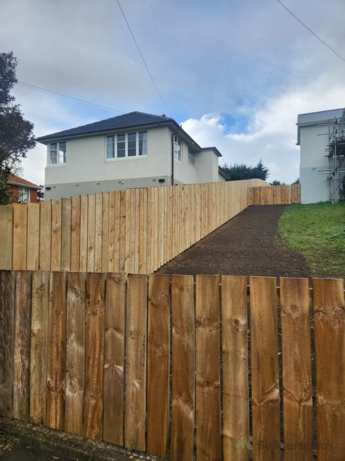 Fence | Builderscrack