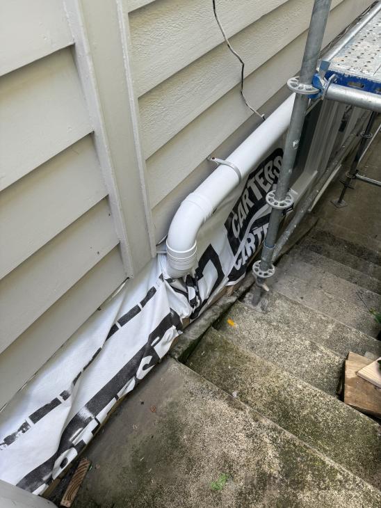 Gas meter relocation and waste pipe reinstall (# 962530) | Builderscrack