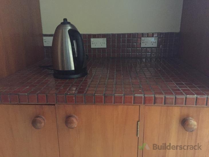 Replace tiled kitchen bench (# 168347) | Builderscrack