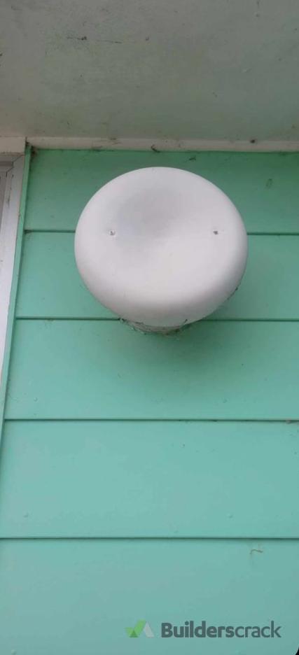 Replace Hardiplank cladding and cut hole (# 977501) | Builderscrack