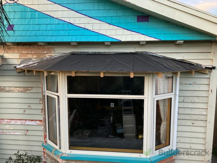 Bay Window With Shingles Bay Windows Replacement And Installation