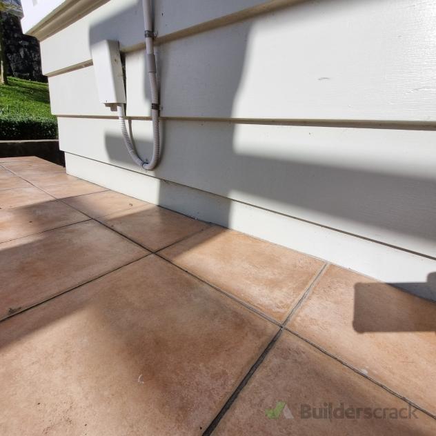 Fix cladding to have clearance from tiles (# 1007135) | Builderscrack