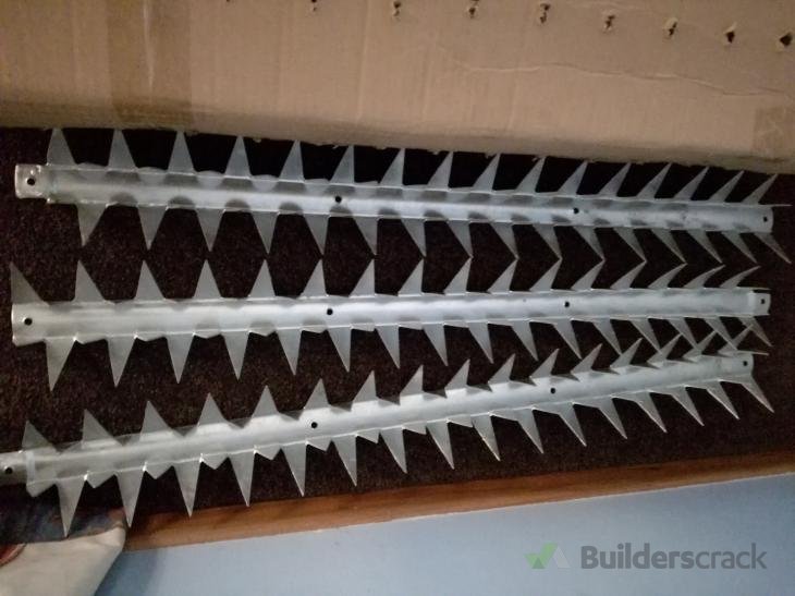 Spike razor top need to be put onto concrete fence (#179462 ...