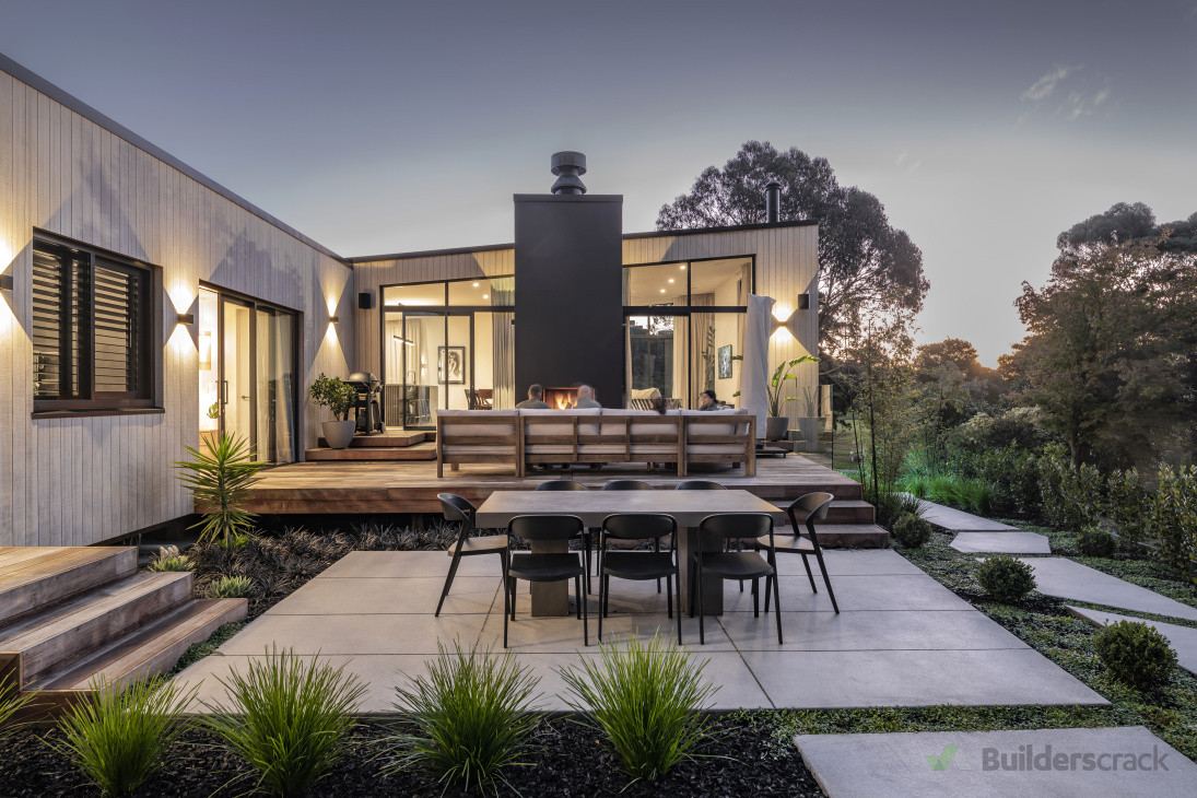 New Build Raking Windows | Builderscrack