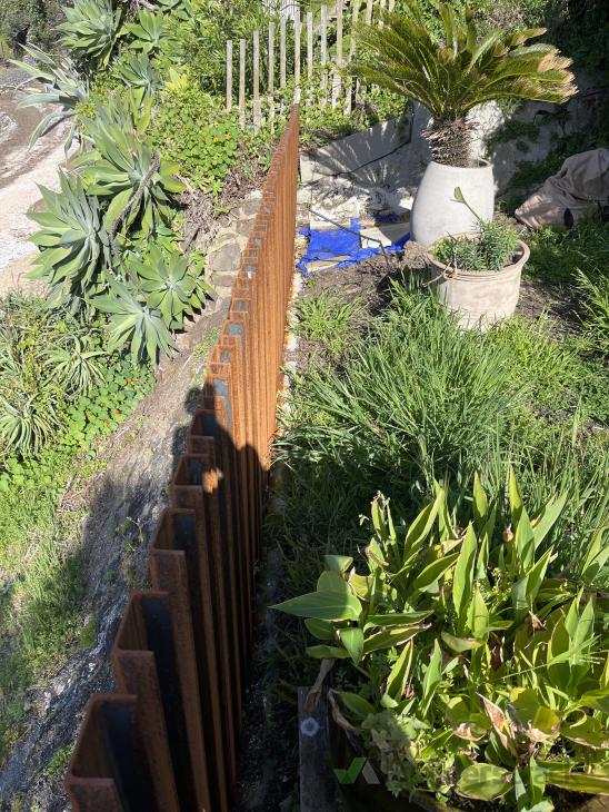 Low garden retaining wall 300mm high, 4m long (#1165530) | Builderscrack