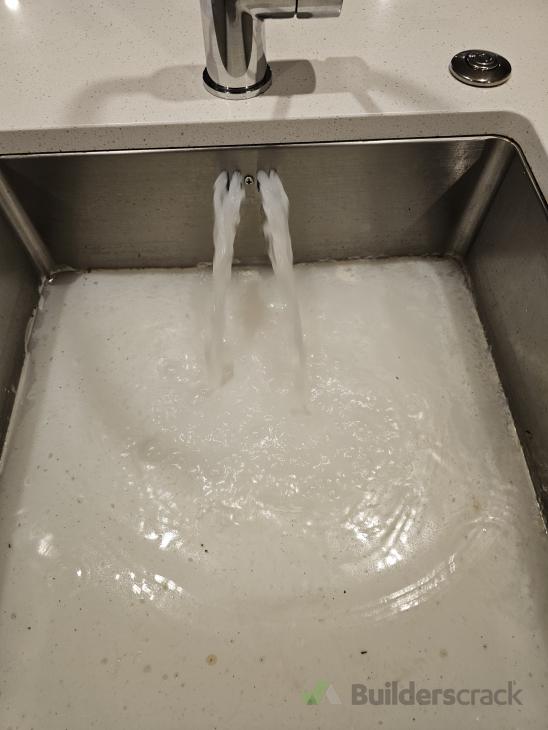 Blocked kitchen sink (#1167642) | Builderscrack