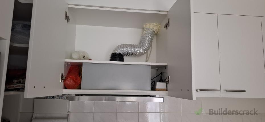 Rangehood Ducting and Fan Motor Issue #3 (#1174020) | Builderscrack