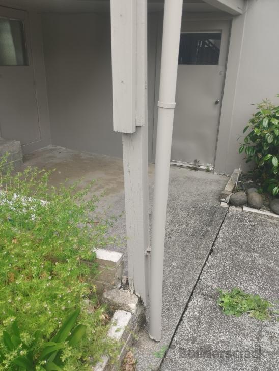 Deck timber post is rotten and broken (#1184556) | Builderscrack