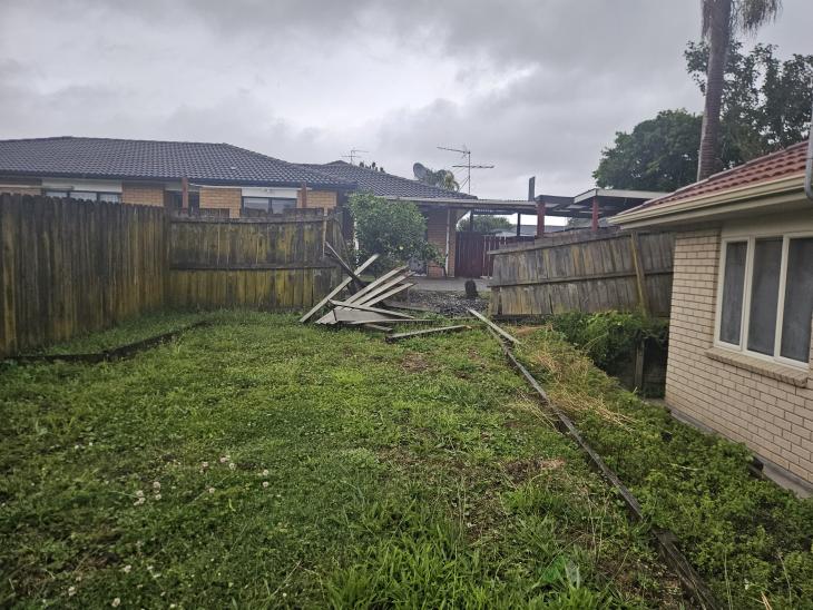 Section of a Fence has fallen down (#1205413) | Builderscrack