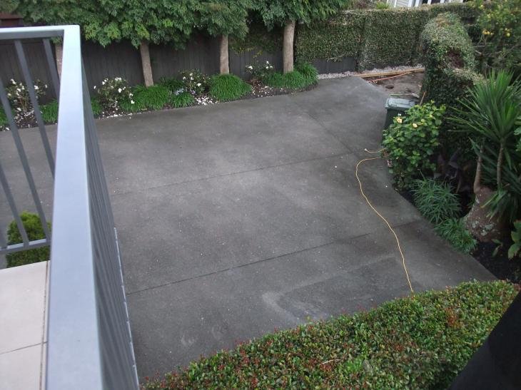 Water Blasting concrete driveway (# 209330) | Builderscrack
