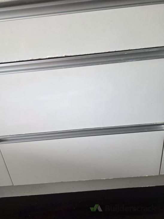 Repairing drawers (#1211737) | Builderscrack