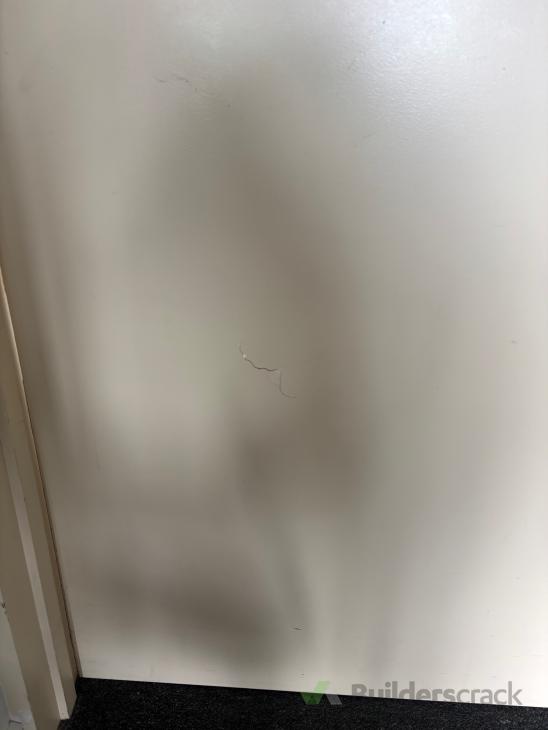 Crack door repair (#1214163) | Builderscrack