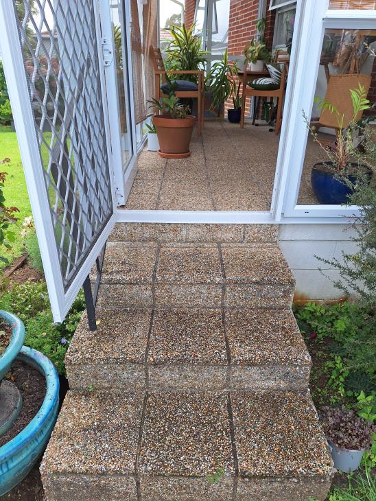 Rail on front step (#1246656) | Builderscrack
