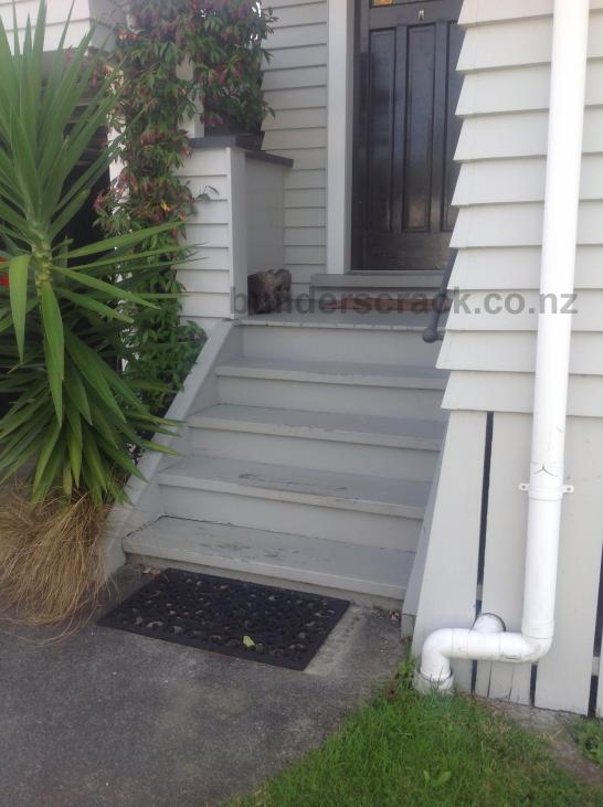Rebuild front steps (# 60603) | Builderscrack