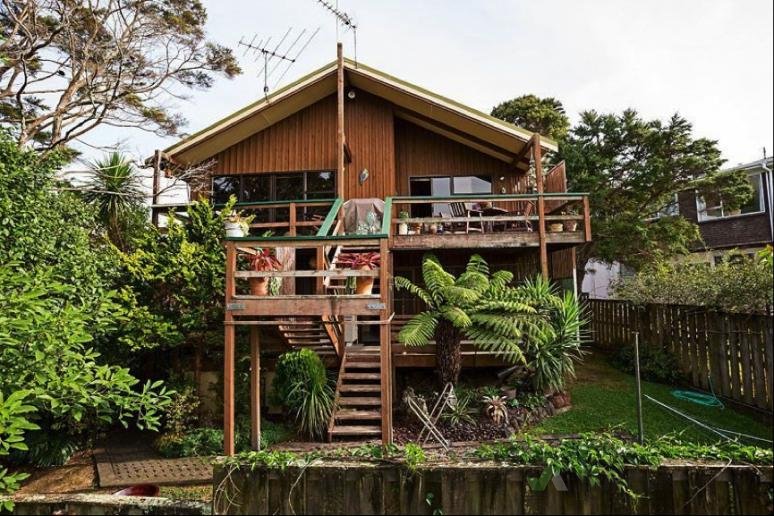 Deck cleaning and waterblasting (#263530) | Builderscrack