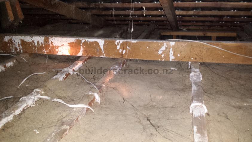 Remove Insul-fluff (# 63629) | Builderscrack