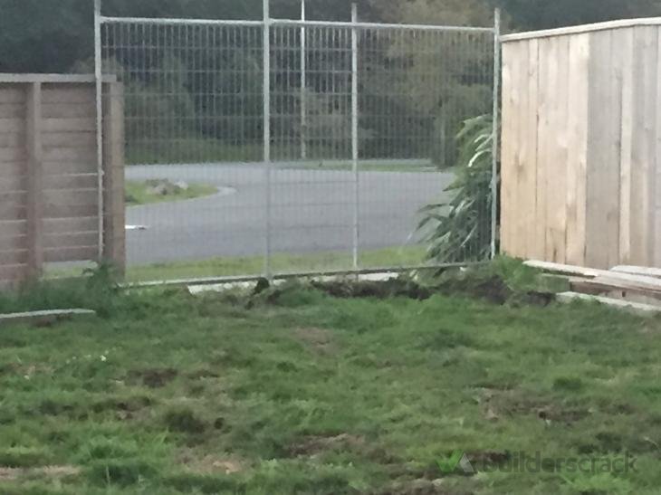 Wooden fence or agate (#273736) | Builderscrack