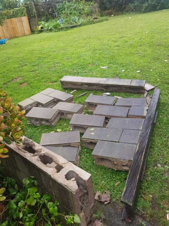 Block wall down (# 303187) | Builderscrack