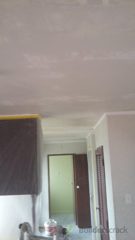 Cover artex ceilings (# 338944) | Builderscrack