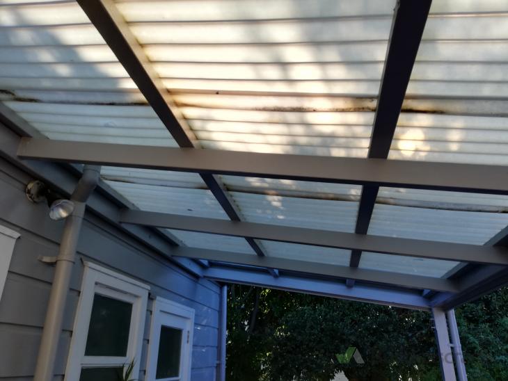 Corrugated plastic to cover deck (# 349637) | Builderscrack