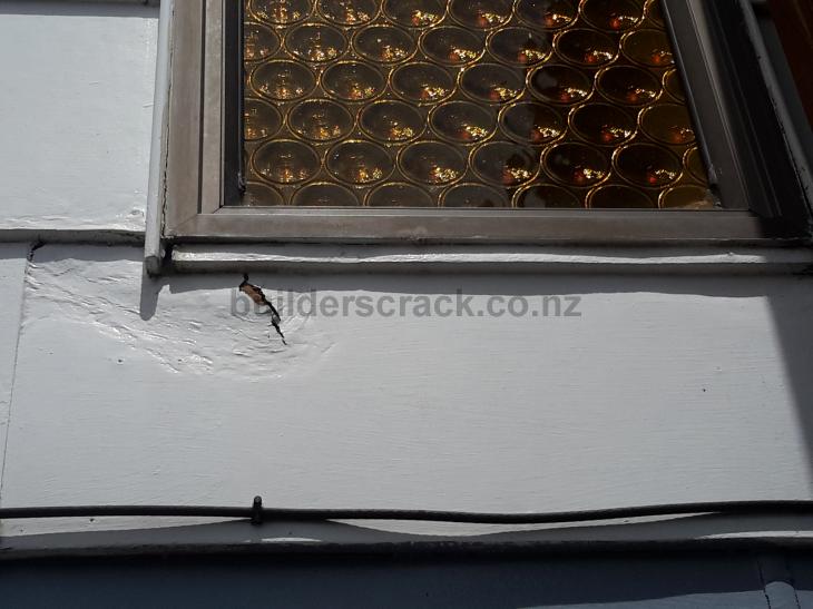 Replace Section of Damaged Cladding (# 76182) | Builderscrack