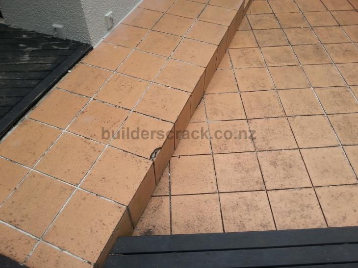 Exterior paving or concrete polish (# 77097) | Builderscrack