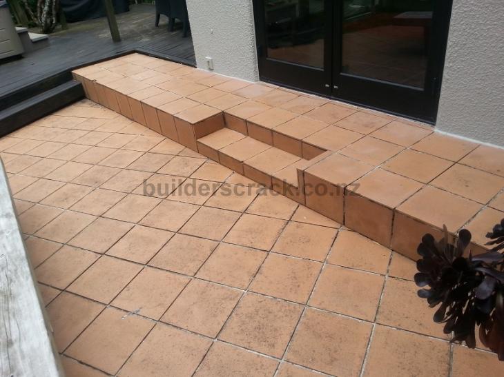 Exterior paving or concrete polish (# 77097) | Builderscrack