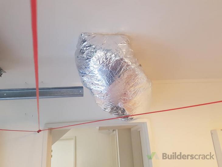 Boxing and painting heatpump duct (#277242) | Builderscrack