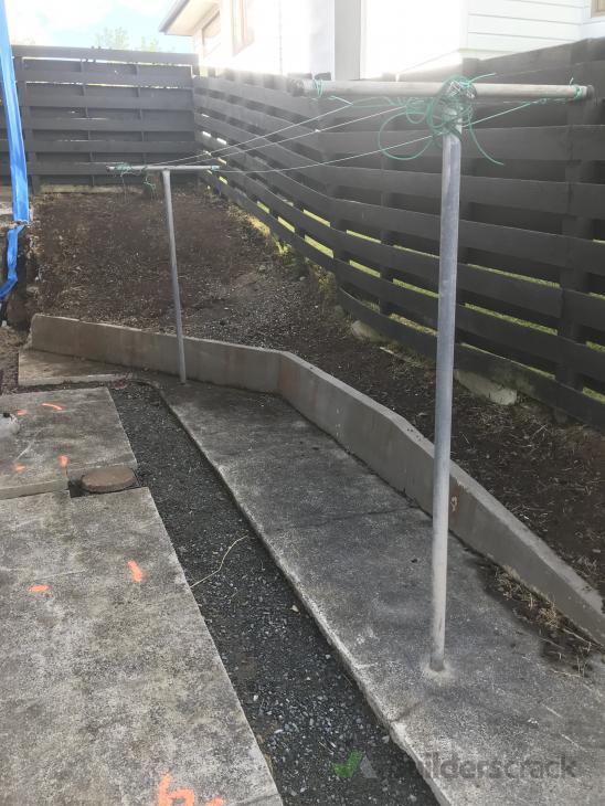 Grass bank (# 427610) | Builderscrack