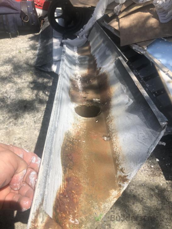 New spouting replacement (# 429440) | Builderscrack