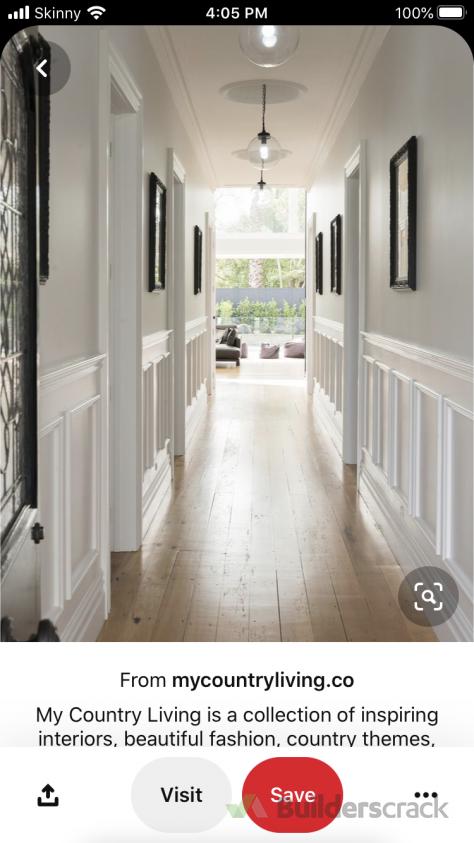 Hallway wainscoting (# 465550) | Builderscrack