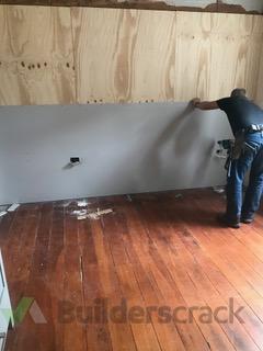 Walls framed, insulated and gibbed (# 462056) | Builderscrack