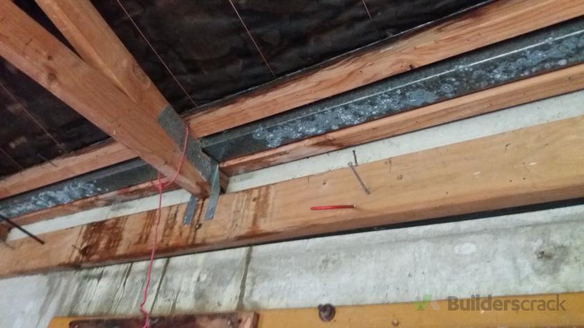 Repair/replace metal gutter on garage (#508669) | Builderscrack
