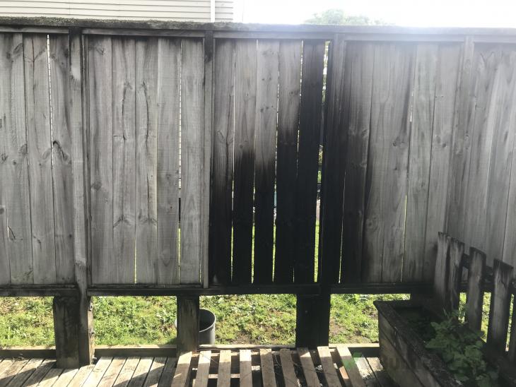 Burnt fence to repair (# 521040) | Builderscrack