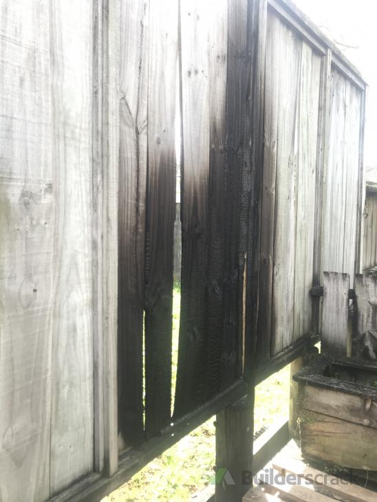Burnt fence to repair (# 521040) | Builderscrack