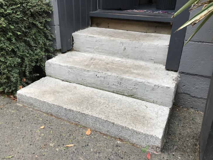 Tiling of Exterior Door Concrete Steps (# 547891) | Builderscrack