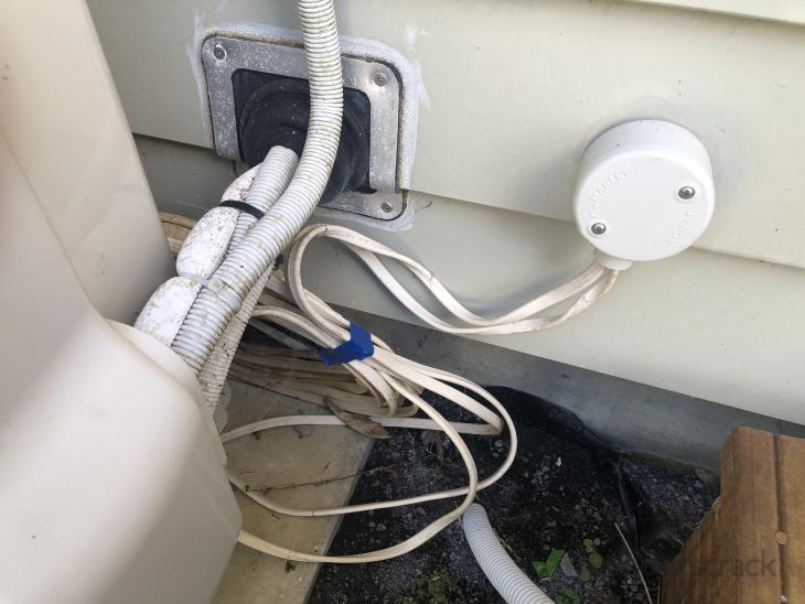 15Amp plug for Spa Pool (# 550139) | Builderscrack