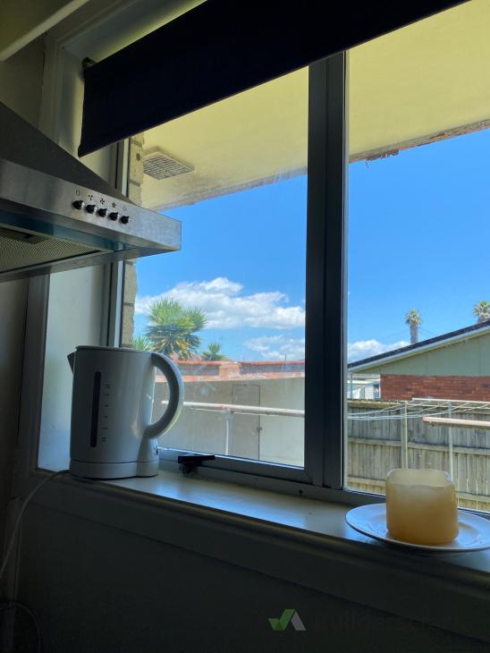 Installation of security window stays on 3 aluminium windows (# 553001 ...