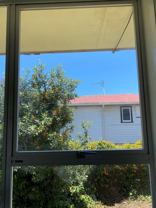 Installation of security window stays on 3 aluminium windows (#553001 ...